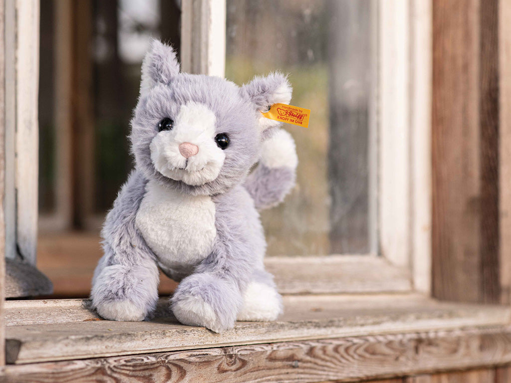 Steiff Cassie Cat Ice Blue and white 26cm | Steiff Cat Australia ...